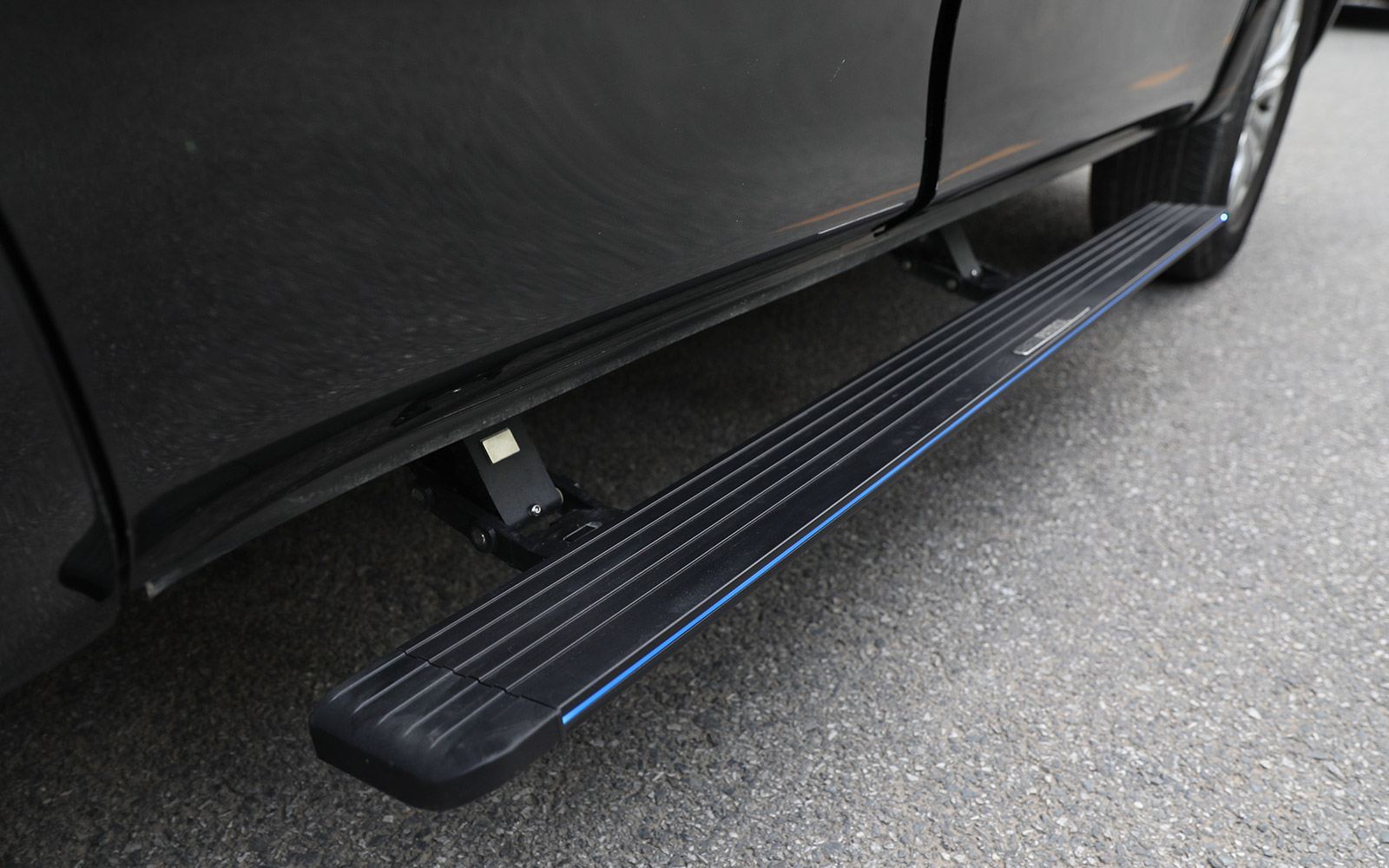 Fitment:2021-2023 Genesis GV80 Electric Running Boards - Power Running ...